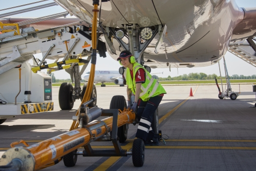 Swissport International AG - Lufthansa Group awards Swissport with ...